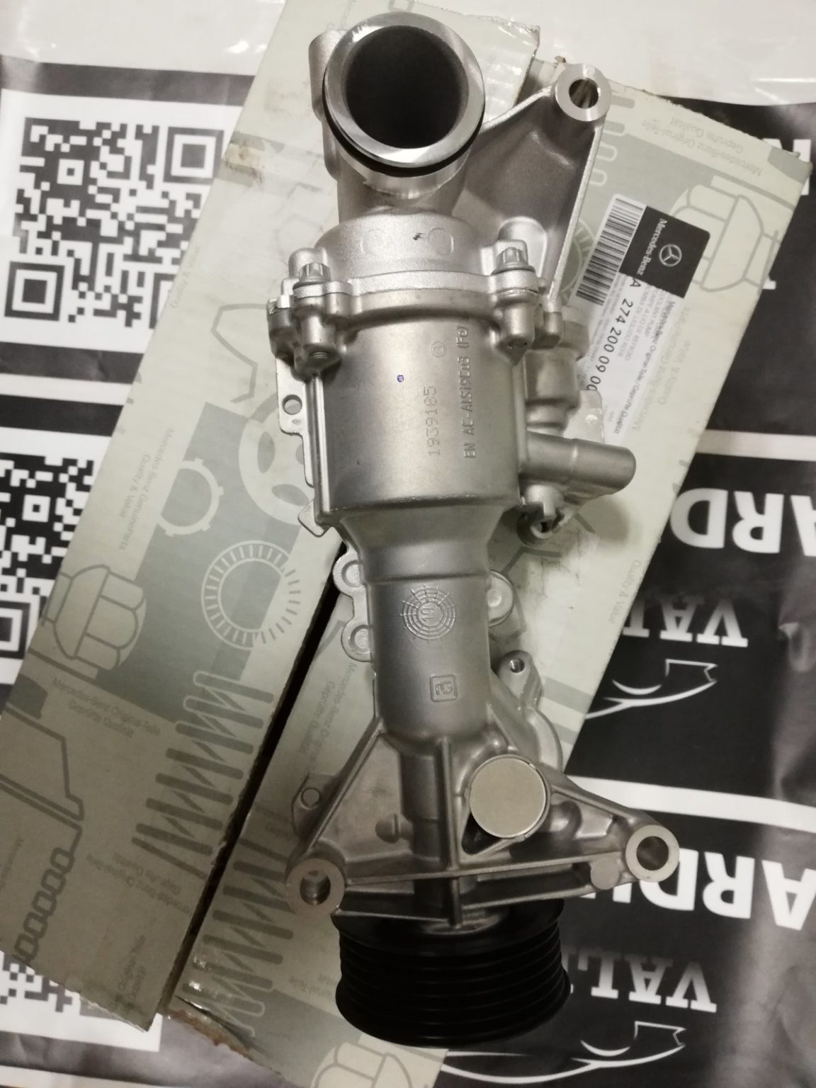 Mercedes benz GLC ( X253 ) C ( W205) vandens pompa A2742000900 ...