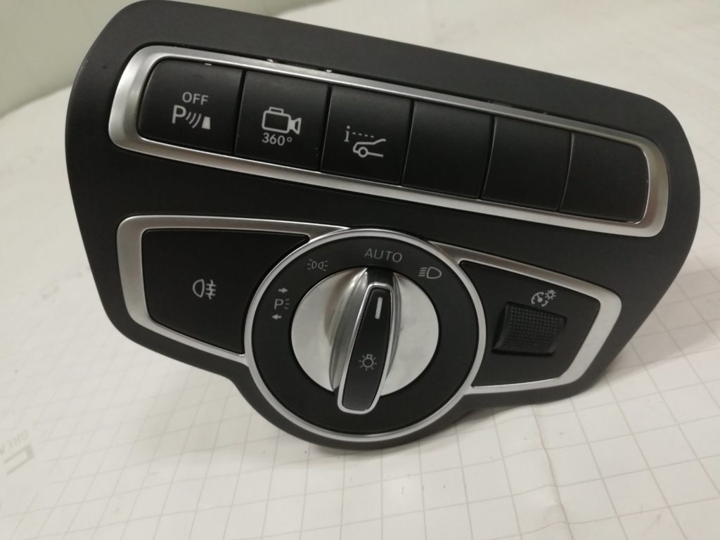 Mercedes Benz šviesų jungiklis A2059051810 – Mercedes benz naudotos dalys